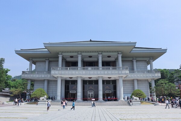 [Tour] Cheong Wa Dae, the Newest Attraction in Seoul